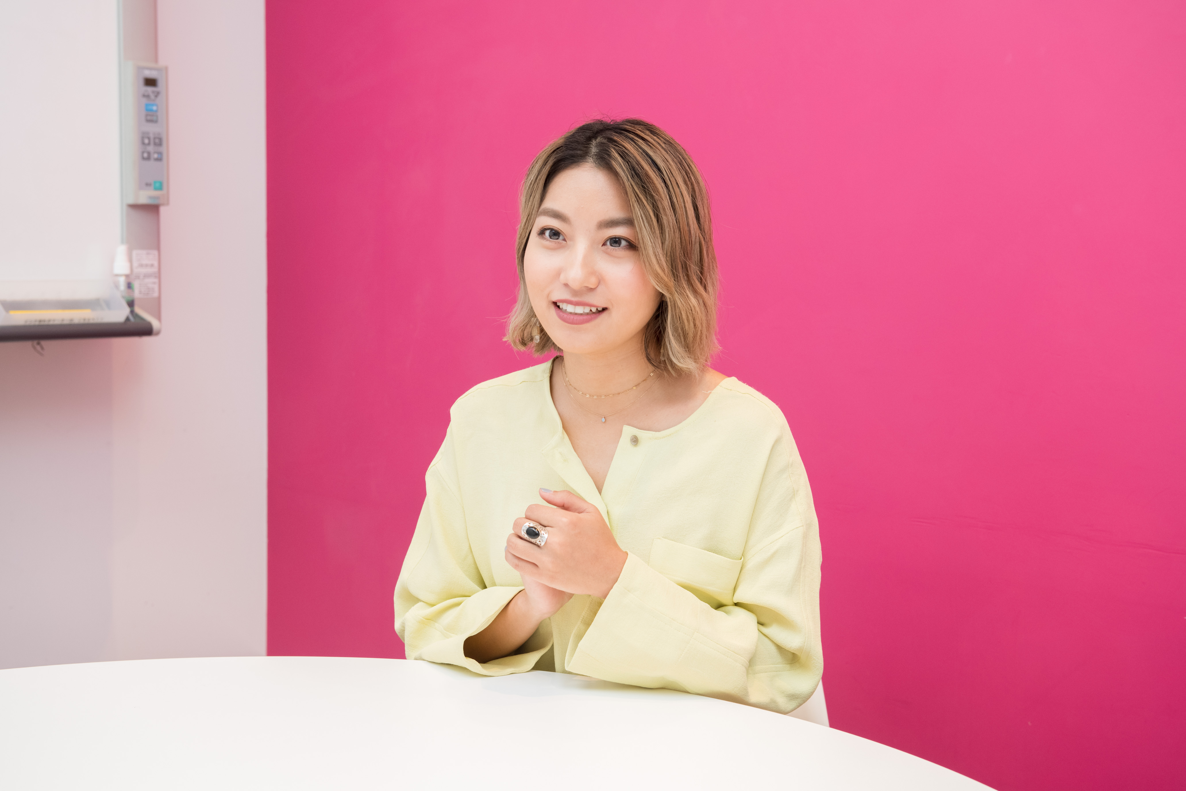 【インタビュー】Rihwa、ニューシングル「Love Today!」をリリース！新曲は「歌うほどにどんどん"好きだな"と思う曲」 | レコログ