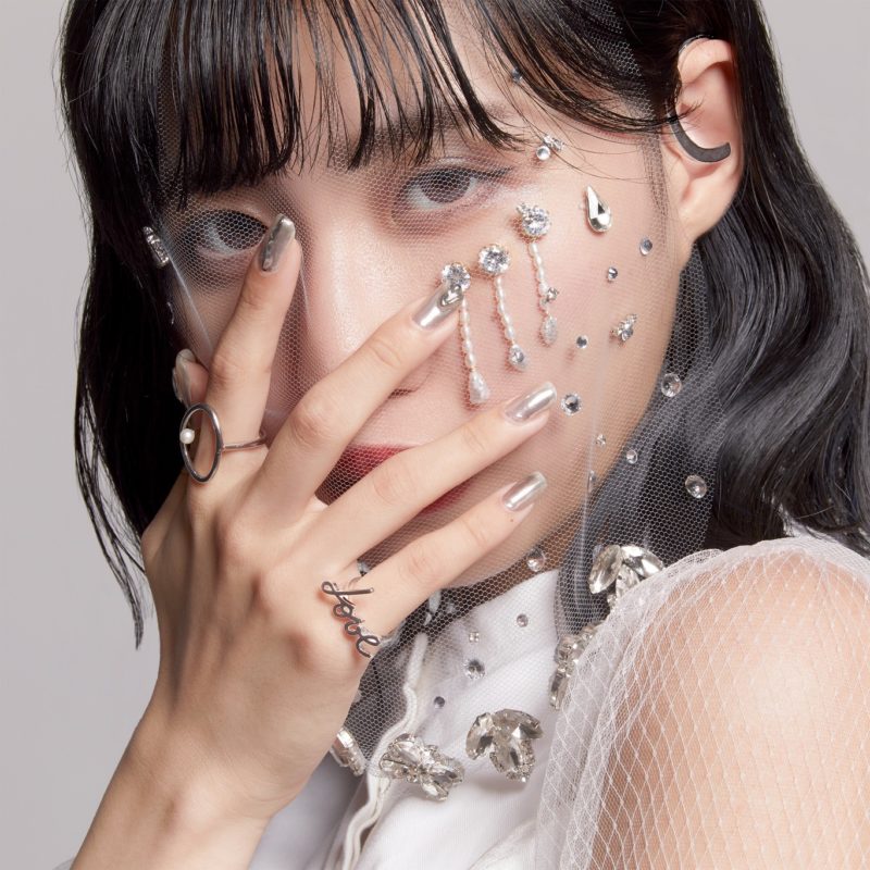 【インタビュー】eill『LOVE/LIKE/HATE』をリリース！「"eillの第二章のはじまり"を意識して作りました」 | レコログ